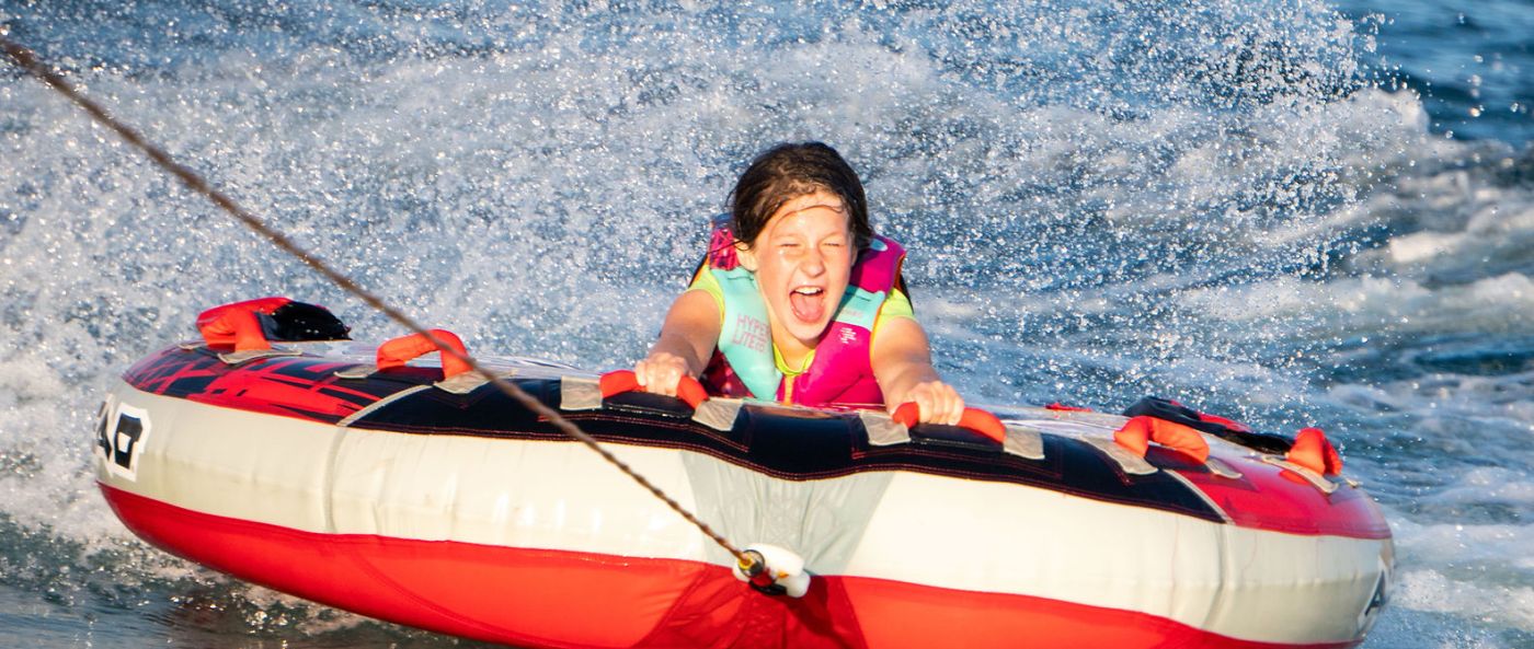 Tube Rental | 1097 Watersports